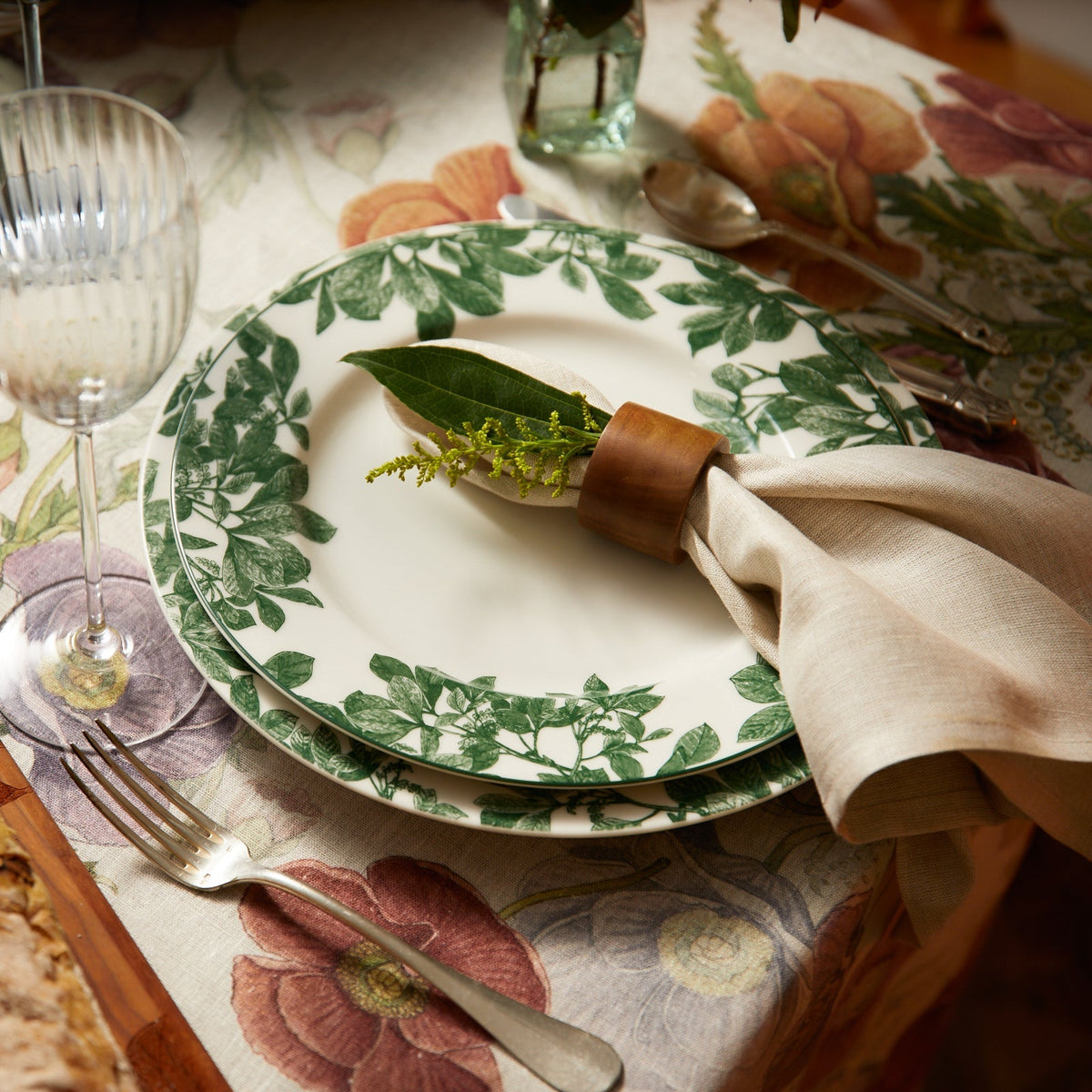 Arbor Rimmed Dinner Plate | SmithHönig