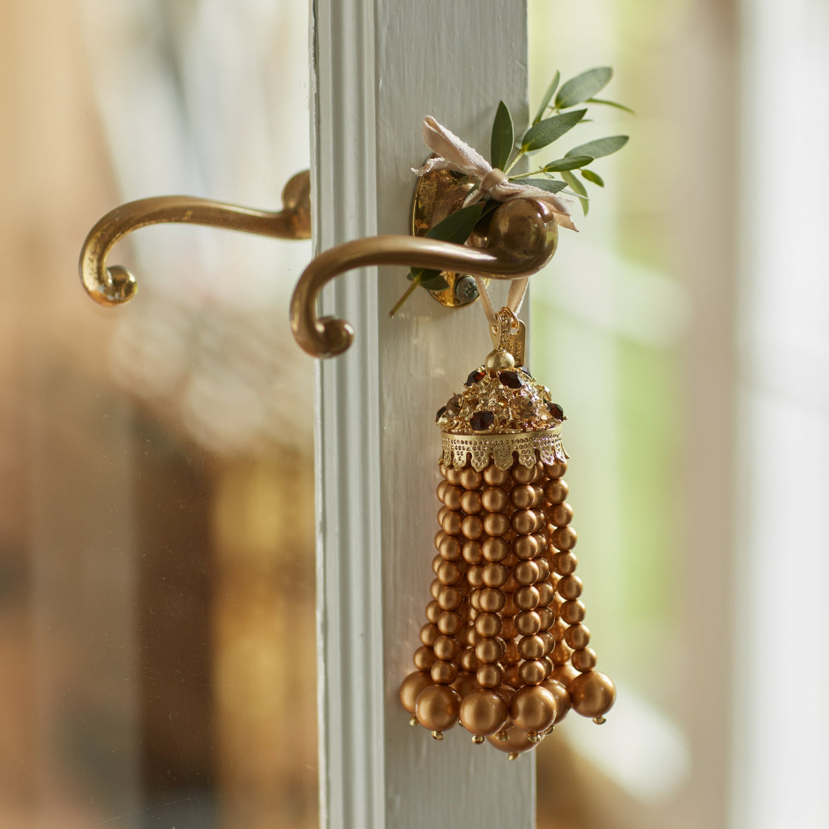 Hanging Pearl Tassel, Gold | SmithHönig