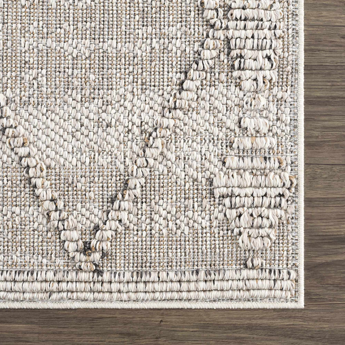 Nyla Bone Indoor & Outdoor Rug - 2x3 Clearance | SmithHönig