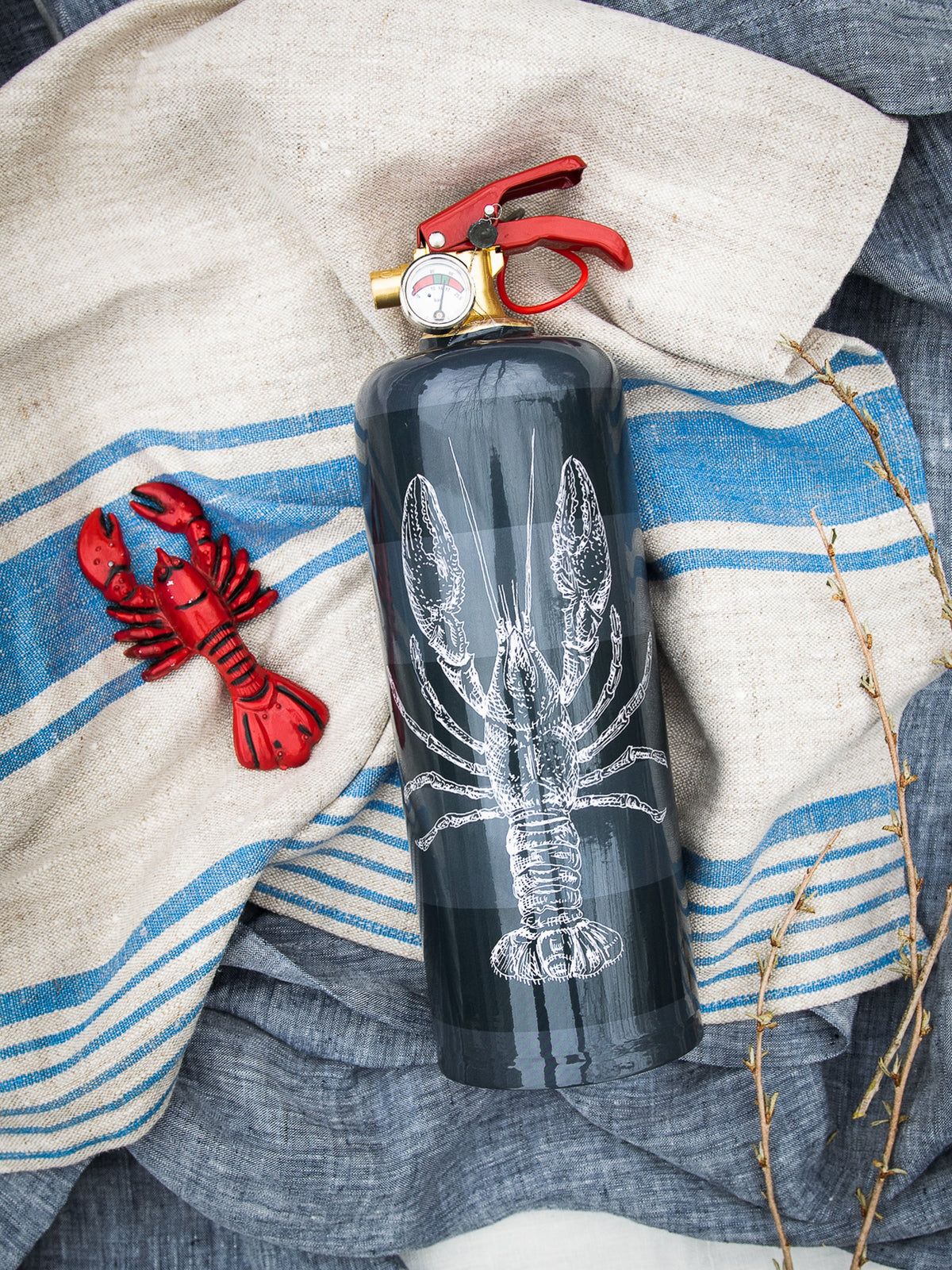 Catch Me if You Can Fire Extinguisher | SmithHönig