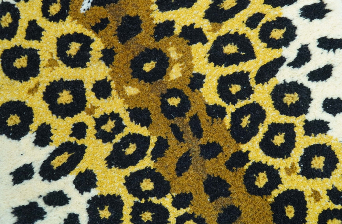 Hand Tufted 2x3 Gold Animal Leopard Wool Area Rug | SmithHönig